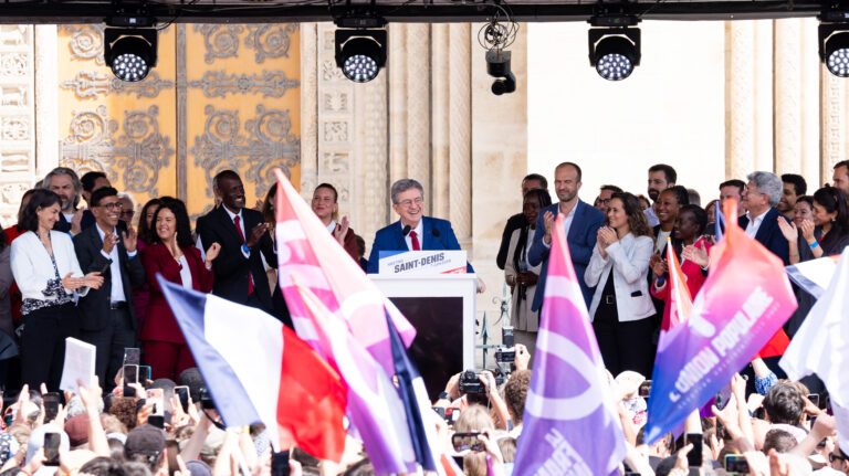 26 000 personnes à Saint-Denis pour le meeting de Jean-Luc Mélenchon ...